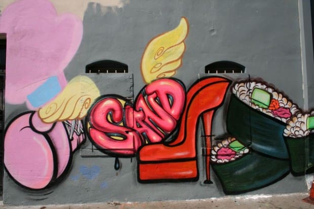 Sand One – female graffiti artist, paints LA – Fatlace™ Since 1999